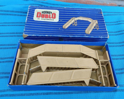 Hornby Dublo Box in Oo Gauge Model Railway Buildings, Tunnels and ...