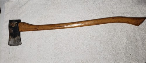 VTG Genuine Ludell single bit Axe with Original 35" Ludell Hickory USA ...