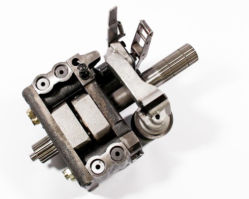 1683301M92-NV PUMP, HYDRAULIC - MKIII, W/O VALVE Suitable For MASSEY ...