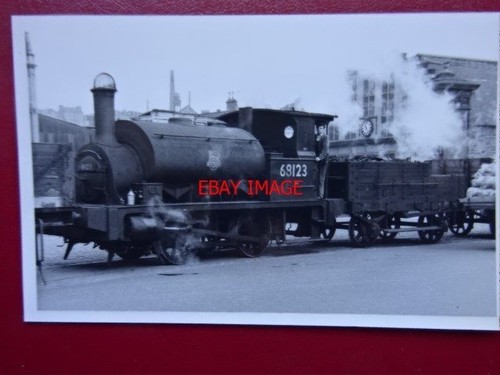 PHOTO LNER CLASS Y9 LOCO NO 68123 AT ABERDEEN | eBay