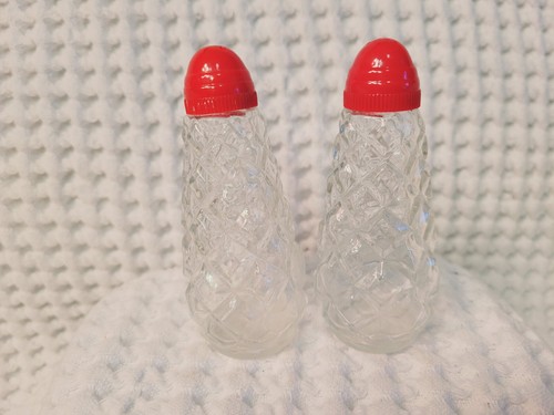 Vintage collectible salt and pepper shakers red top classic glass ...