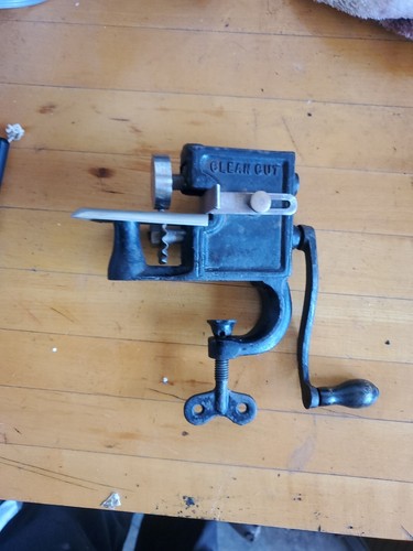 Clean Cut Cast Iron Pinker Pinking Machine Cutter Fabric Leather South ...