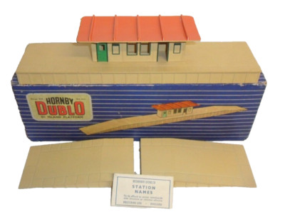 Hornby Dublo Box in Oo Gauge Model Railway Buildings, Tunnels and ...