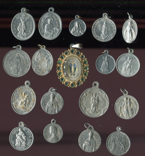 VERY NICE SUPER LOT OF 18 MEDALS ALUMINIUM DIFFERENT | eBay