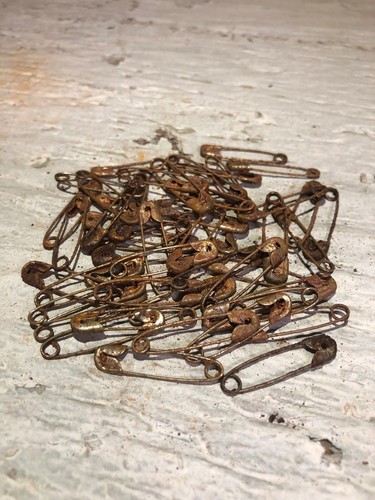 Primitive Rusty Safety Pins Set of 50 or 100 | eBay