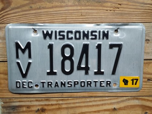 Wisconsin expired 2017 Transporter License Plate ~ m/v 18417 | eBay