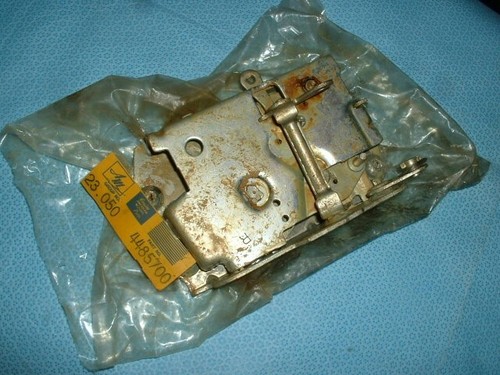 68 69 AMC AMX JAVELIN REBEL AMBASS NOS R.F. DOOR LATCH LOCK # 4485700 ...