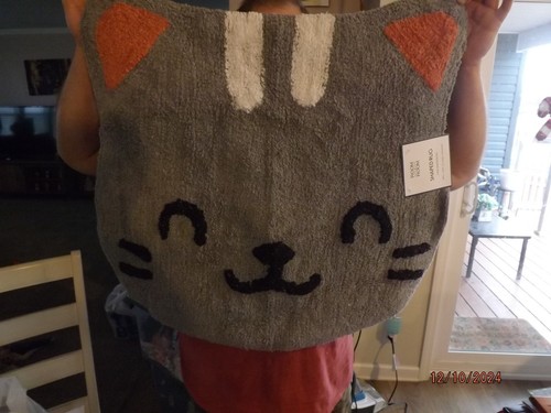 Cat Head Shaped Area Rug--28in x 30in--Brand New | eBay