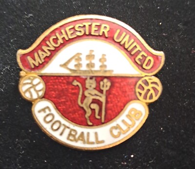 Manchester United Football Badges & Pins for sale | eBay UK