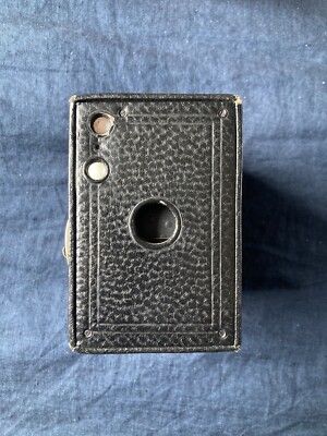 Vintage Box Brownie Camera for sale | eBay