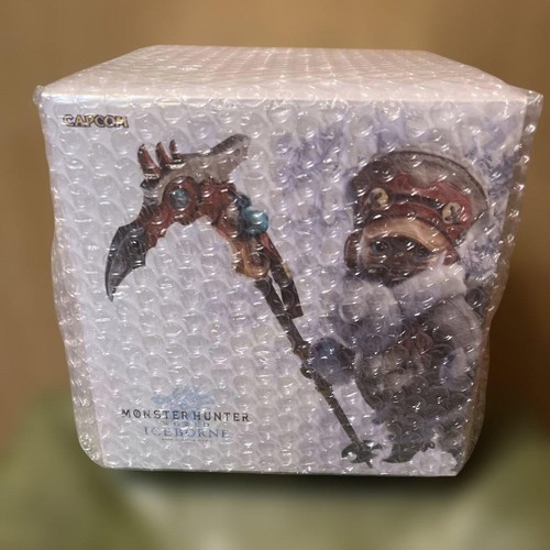Monster Hunter World: Iceborne e-Capcom Limited Edition Palico Stand | eBay