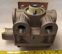 Bendix R14 Relay Valve