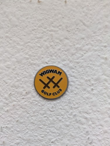 WIGWAM GOLF CLUB RESORT (AZ.) MAGNETIC Ball Marker/ YELLOW - NEW | eBay