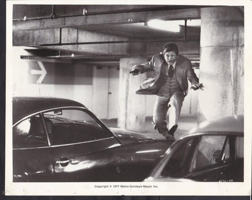Charles Bronson in Telefon 1977 movie photo 48683 | eBay