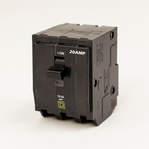Load Center Circuit Breaker 120 240 Volt 3P 20 AMP - 3 Phase Square D ...