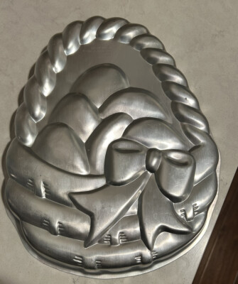 Wilton Egg Cake Pan for sale | eBay