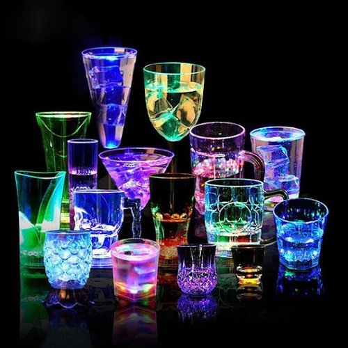 2 LED Party Tumblers Light up Glasses Cups Mugs Goblets Fun Light Up ...