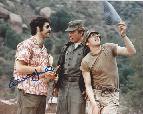 ELLIOTT GOULD SIGNED AUTHENTIC 'MASH' TRAPPER JOHN 8X10 PHOTO B w/COA ...