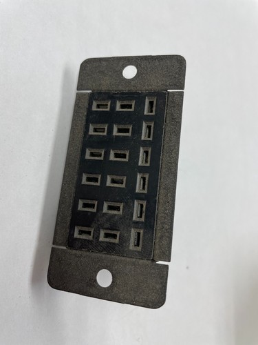 Cinch Jones Socket Female S-318-SB Angle Ear Bracket S-318-CCT 18 Pin ...