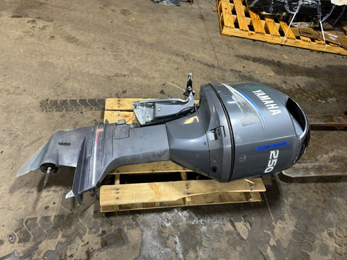 2004 Yamaha 250 HPDI 30" Outboard Boat Motor Engine Good Shape Runs ...