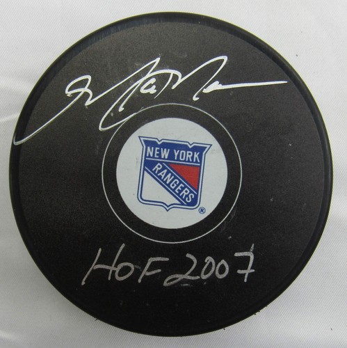 Mark Messier Signed Auto Autograph Rangers Logo Hockey Puck w/ Insc ...