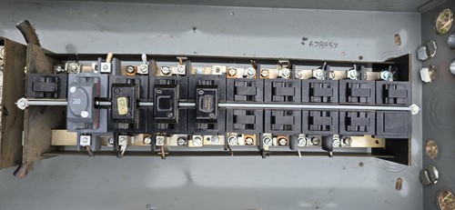 Lot of used Pushmatic Circuit Breakers | eBay