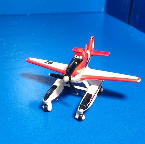 Disney Pixar Planes Corn Fest Firefighter Dusty Crophopper Diecast #07 ...
