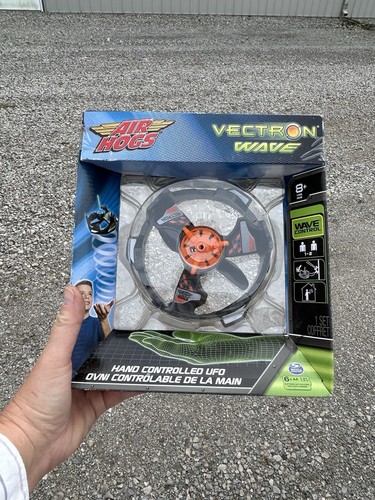 Air Hogs Vectron Wave Hand Controlled UFO Light FX Flyer, Multi Colors ...