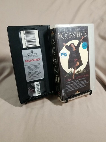 Moonstruck VHS Cher Nicholas Cage Romantic Comedy RomCom 27616609434 | eBay