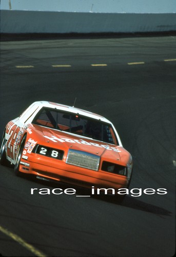 1985 NASCAR - Cale Yarborough #28 HARDEE'S Ford - 35mm RACING SLIDE ...