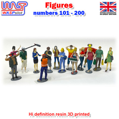 1 32 Figures in Scalextric & Slot Car Trackside Props & Buildings for ...