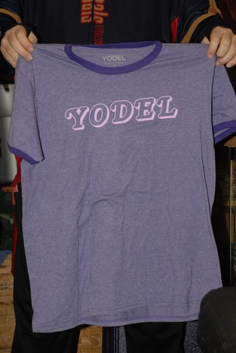 Yodel by Haley Sharpe T shirt purple wringed collar XL near mint super ...