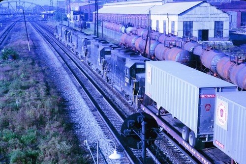 RARE 1967 ORIGINAL KODACHROME SLIDE PENNSYLVANIA 6 EMD ACTION FRESH PRR ...