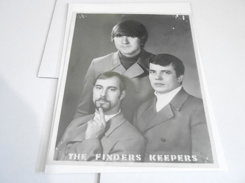 #890 VINTAGE 8x10 MUSICIAN PHOTO - FINDERS KEEPERS band AUTOGRAPHED | eBay