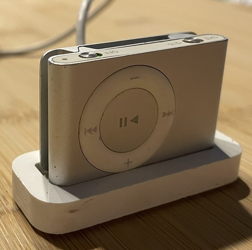 Apple IPod Shuffle 2nd Gen 1GB Mini Clip Music Player Bundled w ...