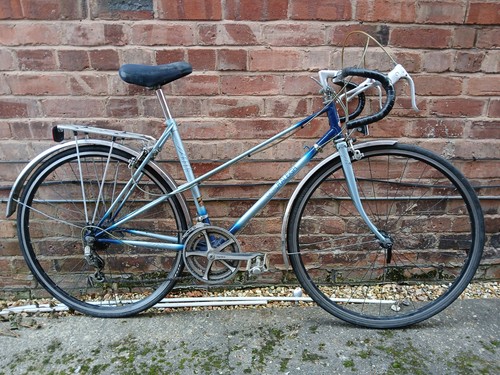 1980s Raleigh Wisp Mixte Touring Bike Steel Frame 700c Wheels 19 Inch ...