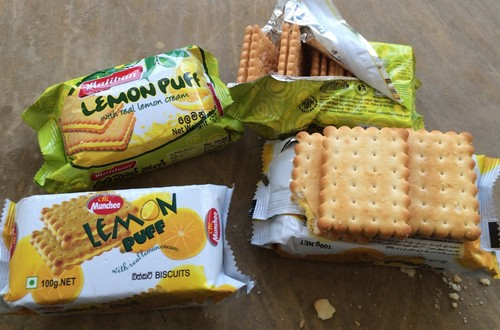 Munchee LEMON PUFF Tea Biscuits | Sri Lankan Real Lemon Cream Biscuit ...