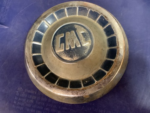 1955 1956 1957 1958 1959 1960 GMC 1/2 Ton Vintage Hubcap OEM, Chrome ...
