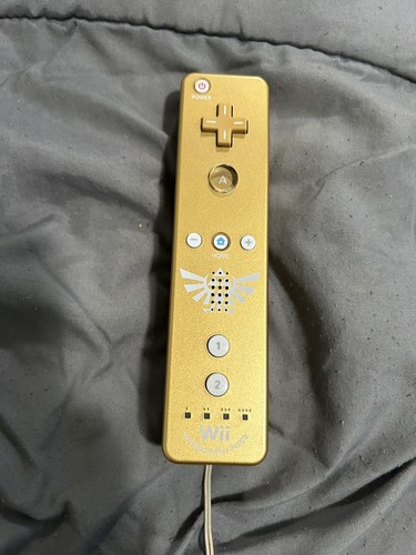 Nintendo Wii Legend Of Zelda Skyward Sword Remote Controller Gold ...