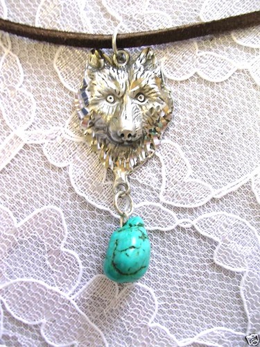 NEW HAND ENGRAVED WILDLIFE WOLF HEAD & SEA GREEN TURQUOISE GEM NECKLACE ...
