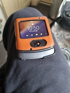 Motorola Razr 2021 - Where to Buy at the Best Price in the Canada?