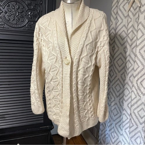 Inis Crafts 100% merino wool Aran Ireland Fisherman shawl cardigan ...