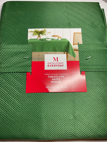 MARTHA STEWART TABLECLOTH 52 X 70 INCH GREEN 100% POLYESTER NIP | eBay