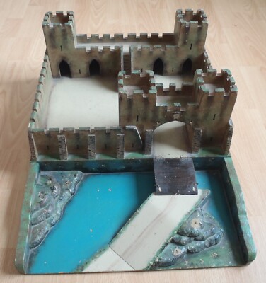 Wooden Fort in Other Vintage & Classic Toys for sale | eBay