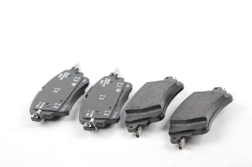 AUDI A4 AVANT B9 Rear Brake Pads Set Genuine 8W0698451BG | eBay