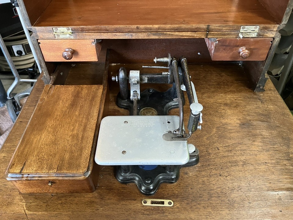 Antique Sewing Machines for sale | eBay