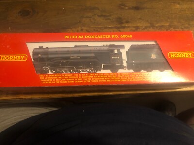 Hornby Thomas and Friends in Oo Gauge Model Railway Locomotives for ...