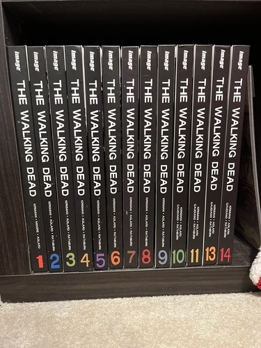 The Walking Dead Hardcover #1-10, #11,#13,#14 9781582406190| eBay