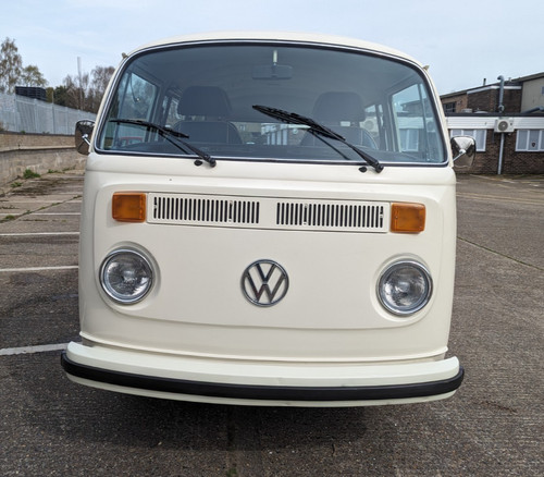 1971 VW T2 Bay Window Camper Van | Full Restoration | Showroom ...