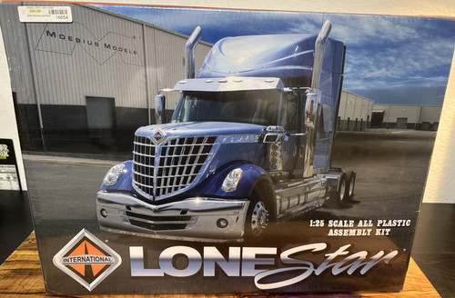 Moebius - 1/25 Scale International Lone Star Semi Truck Tractor - New ...